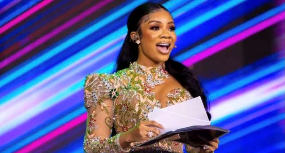 ‘Strive through the hardships and build an Accra house for your ...