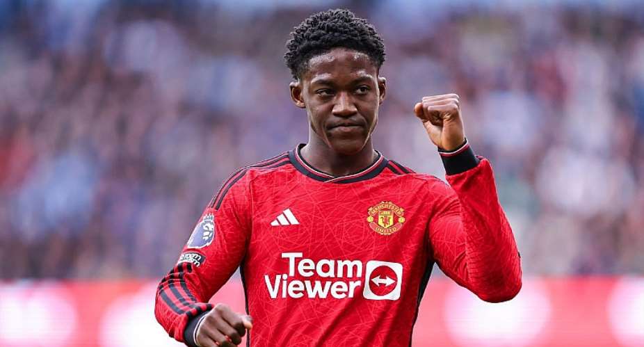 Talented Kobbie Maino reminds of Bastian Schweinsteiger, says Man Utd ...