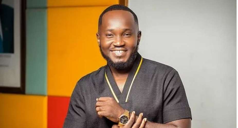 Comedian OB Amponsah forgets his new car at church after service, takes ...