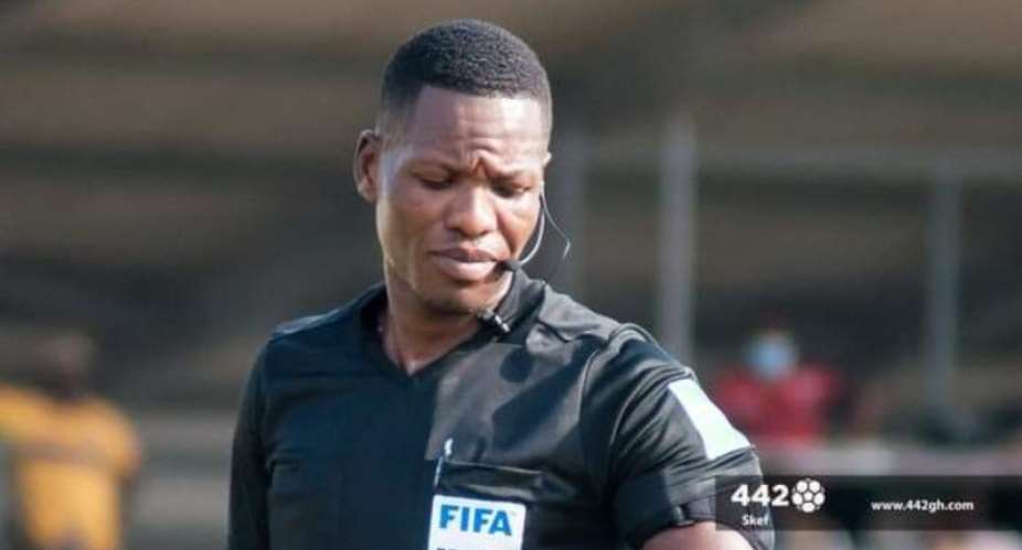 Super Clash: Referee Daniel Laryea to officiate Hearts of Oak v Asante ...