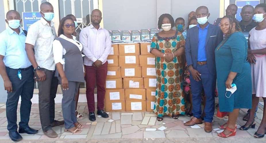 Eric Asomani Asante receives 2000 science textbooks support for his ...