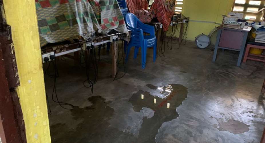 Tema schools turn to swimming pools