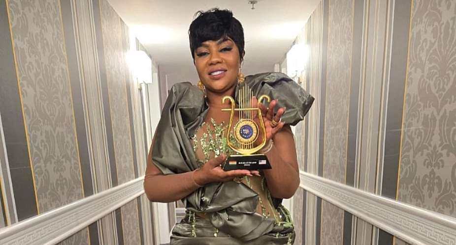 Empress Gifty wins Artiste of the Year at 6th Ghana Music Awards USA