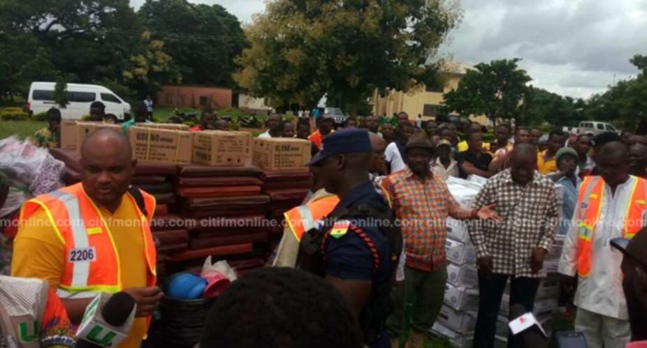 Bimbilla flood victims receive relief items