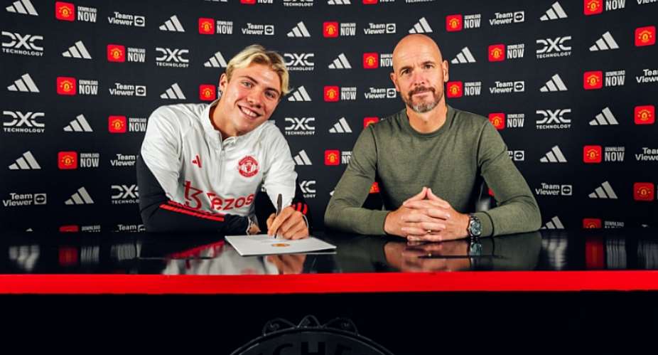 Manchester United complete Rasmus Hojlund signing from Atalanta