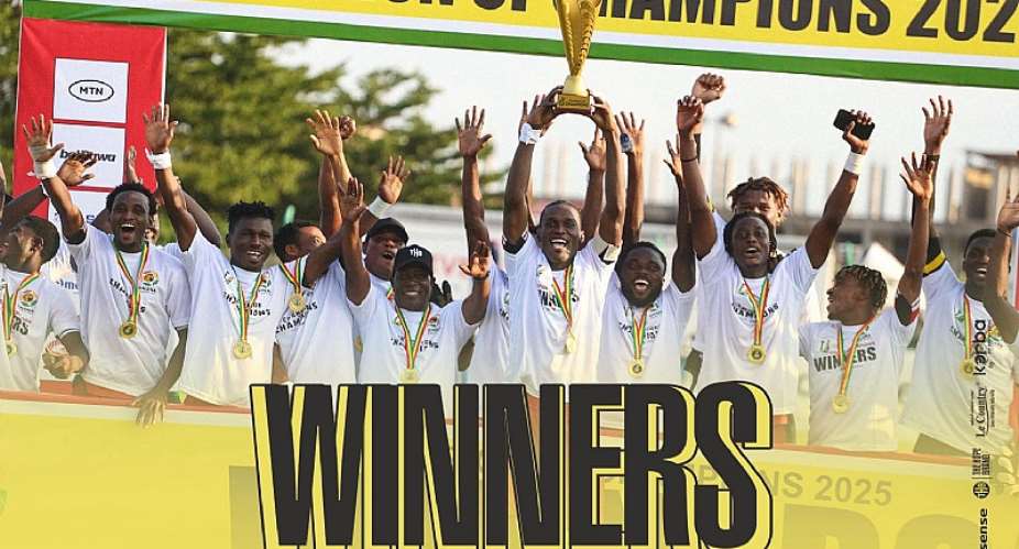 Asante Kotoko coach Karim Zito applauds players after beating GoldStars ...