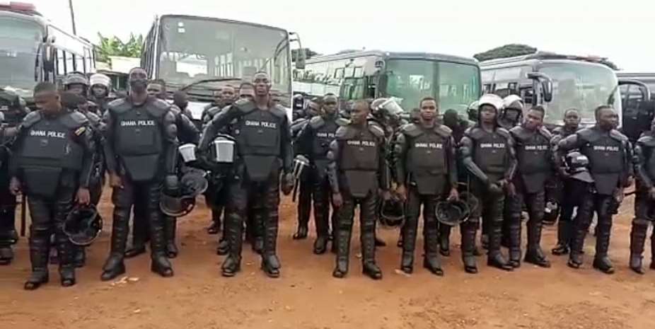 Don't be 'COP Alex Mensah', be 'Dampare' — Police officers admonished