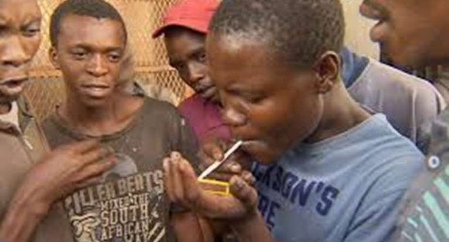 Government must intervene in drug abuse among youths
