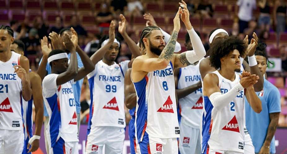 France crush Iceland to reach last-16 at European basketball championships