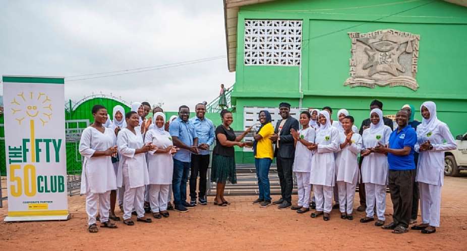 Fifty 50 Club donates 30 Metal Bunk Beds to Fomena T.I. Ahmadiyya SHS ...