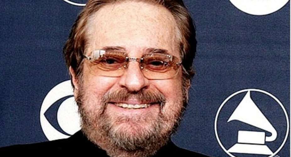 Tributes paid to US music producer Phil Ramone