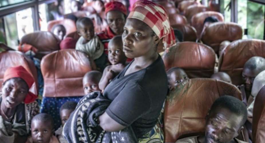 Fighting erupts in DR Congo a day after peace deal signed