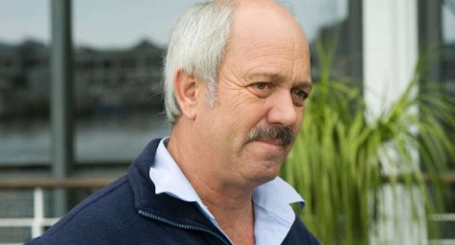 For guard, Mandela was both prisoner and father figure