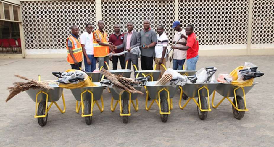 Tema Port donate to NADMO, traditional council ahead of 5th National ...