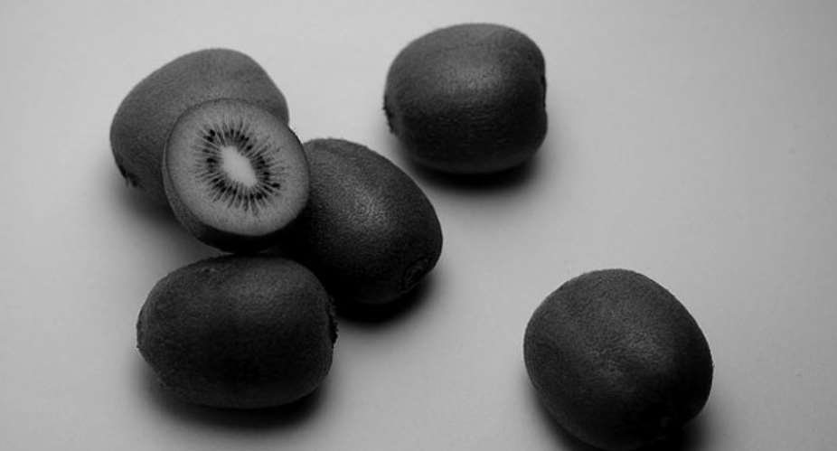 You Should Eat the Peel of These 12 Fruits and Vegetables