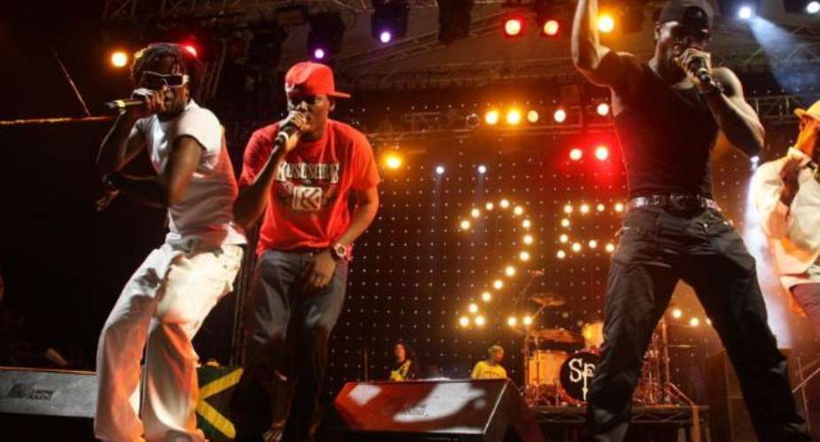VIDEO Premiere: P-Square ft J. Martins – E No Easy