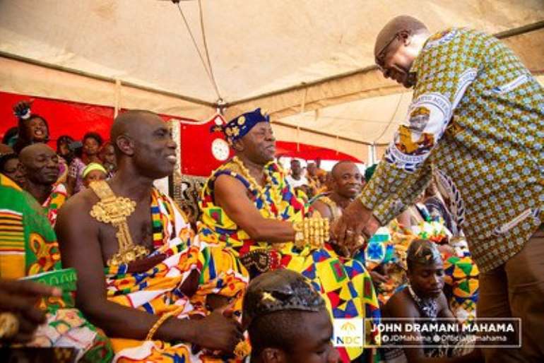 Mahama celebrates with Dormaahene